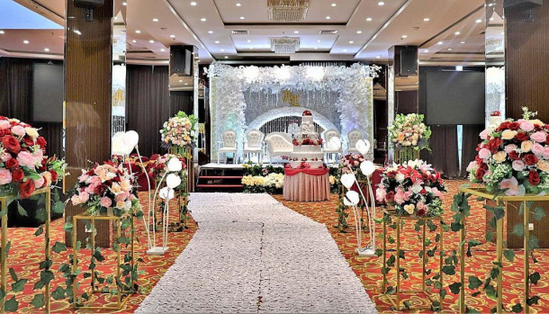 Wedding Package for 100 Pax at Pakons Prime Hotel - Wedding Market Store
